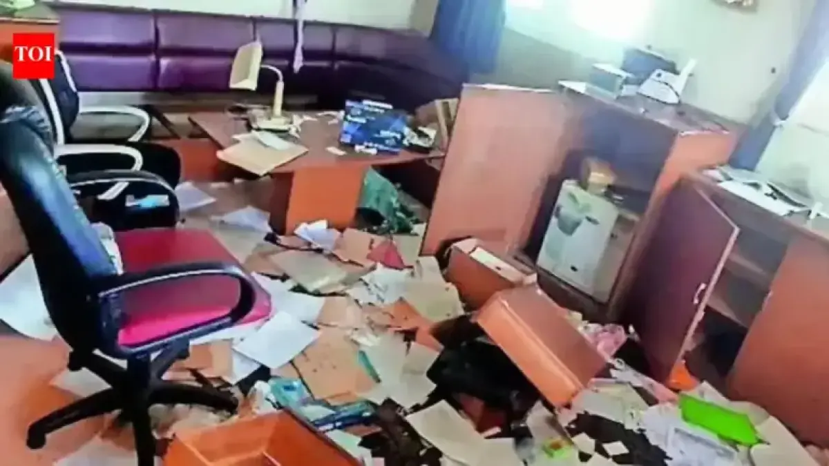 Families of 16 Detained Sailors in Iran Appeal to Delhi HC; Captain ...