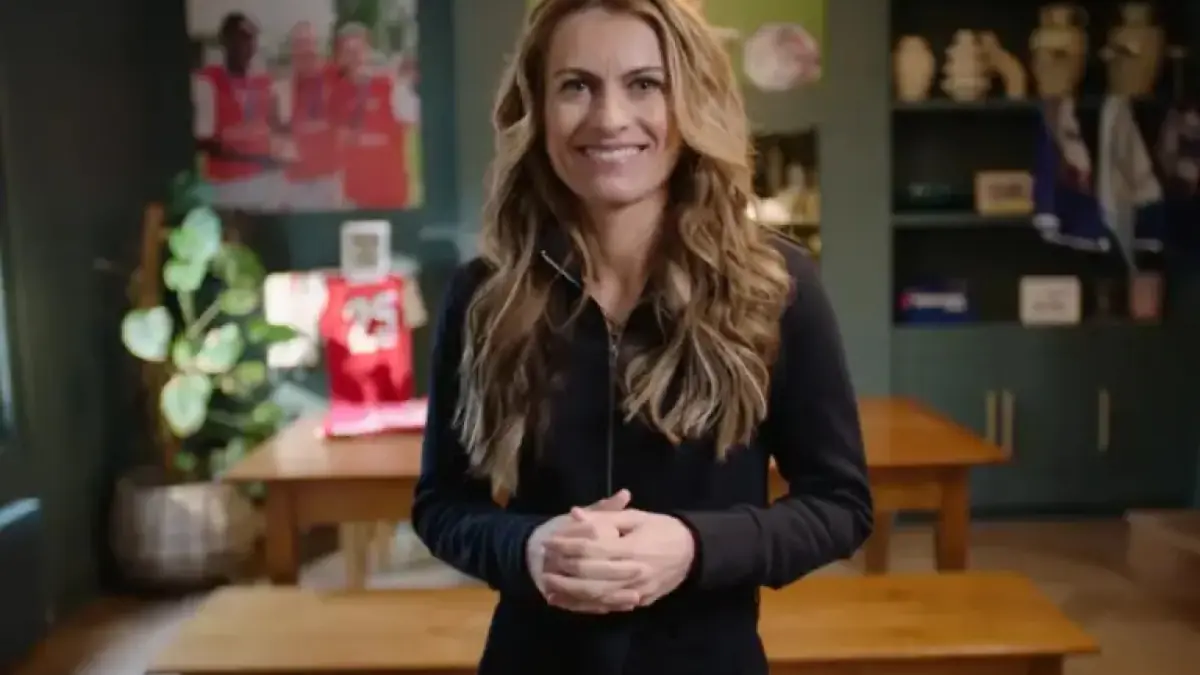 Barclays Women’s Super League Resumes: Karen Carney Welcomes Fans Back ...