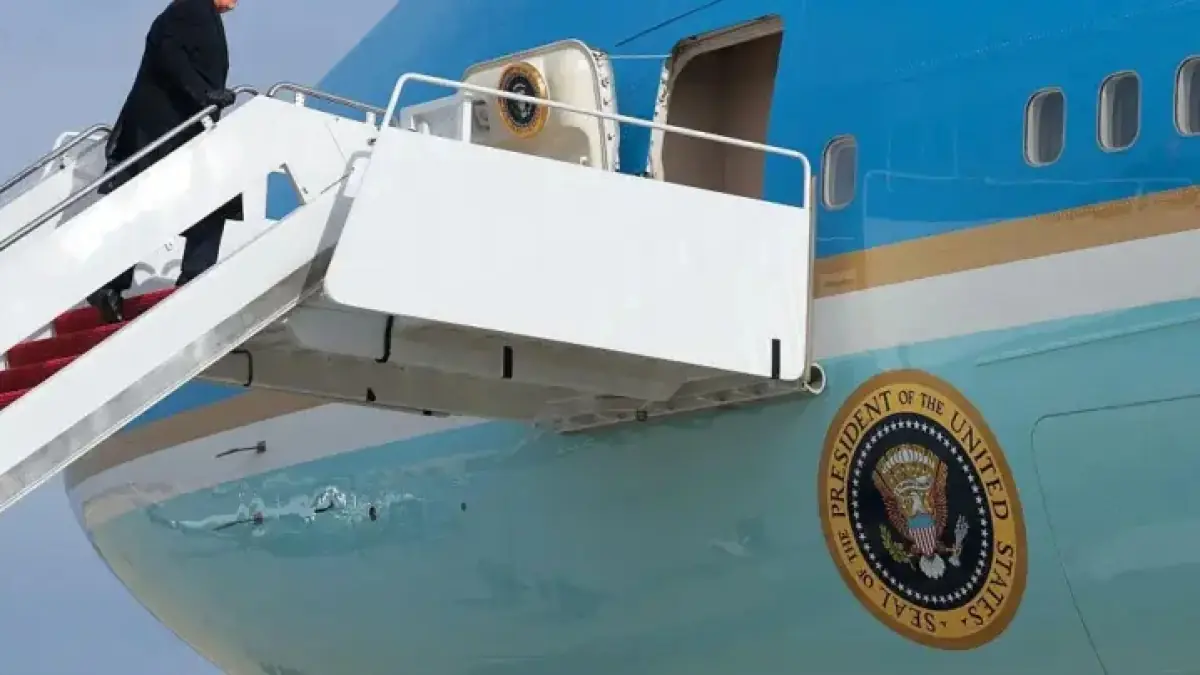 Qatar-Donated Jet Could Serve as Trump’s Air Force One by Summer ...